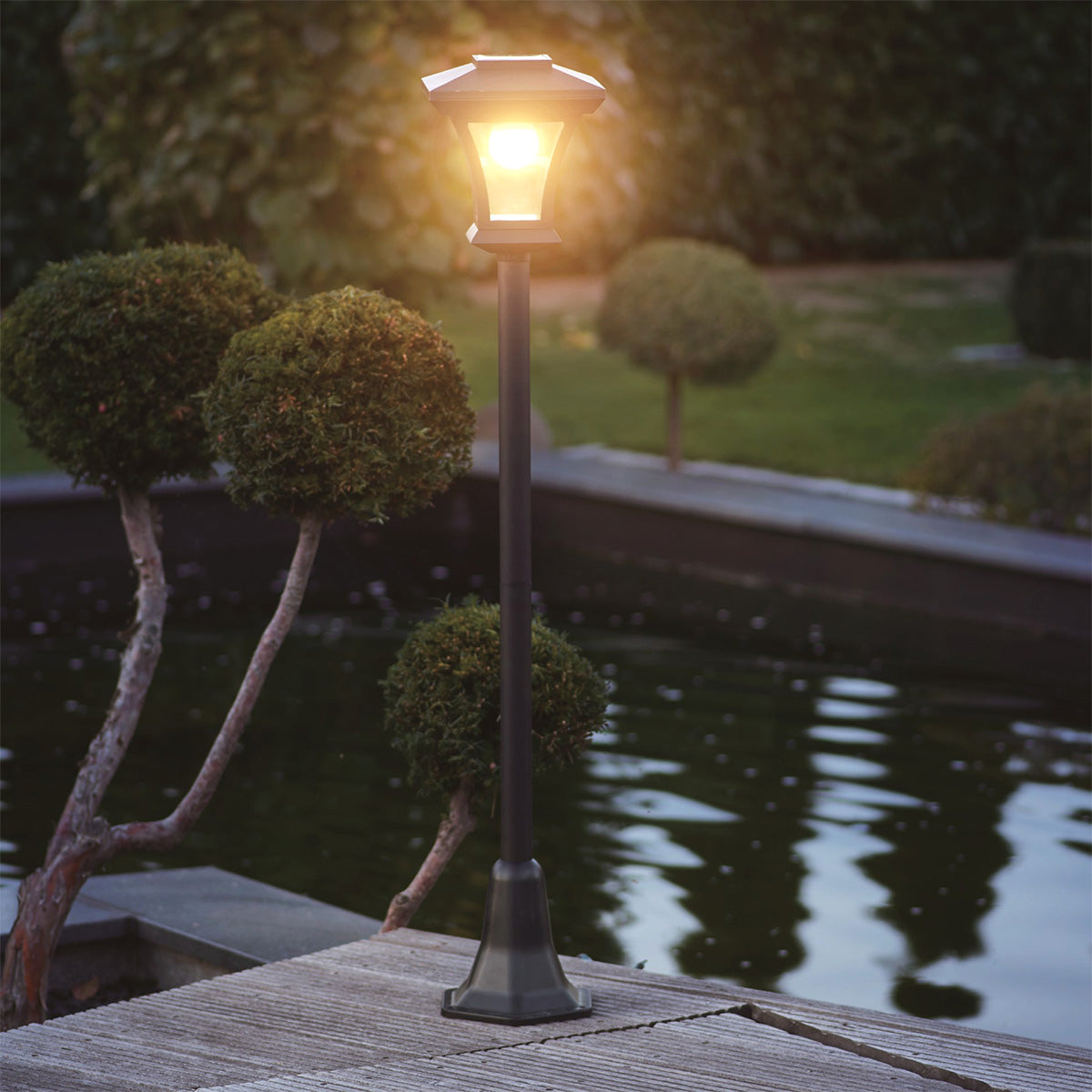Streetlight Solar Garden Light Lamp Post 8 Warm White LED - 120cm Vint ...